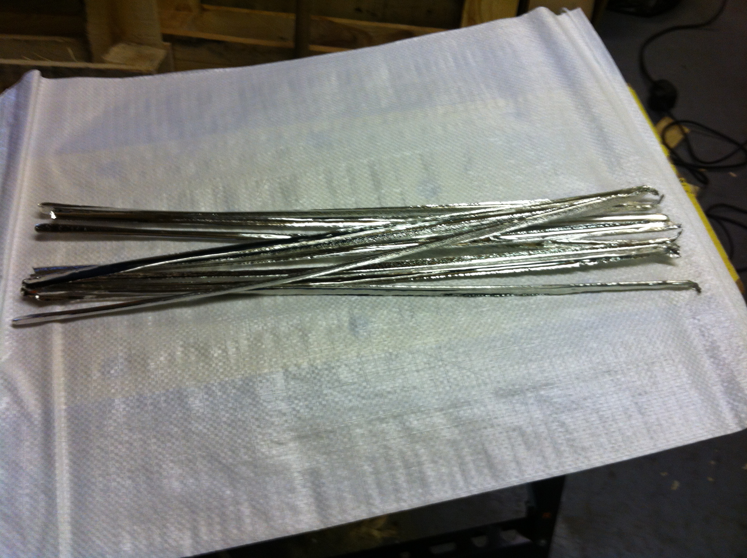 Tin Sticks (by D S Metals Ltd)